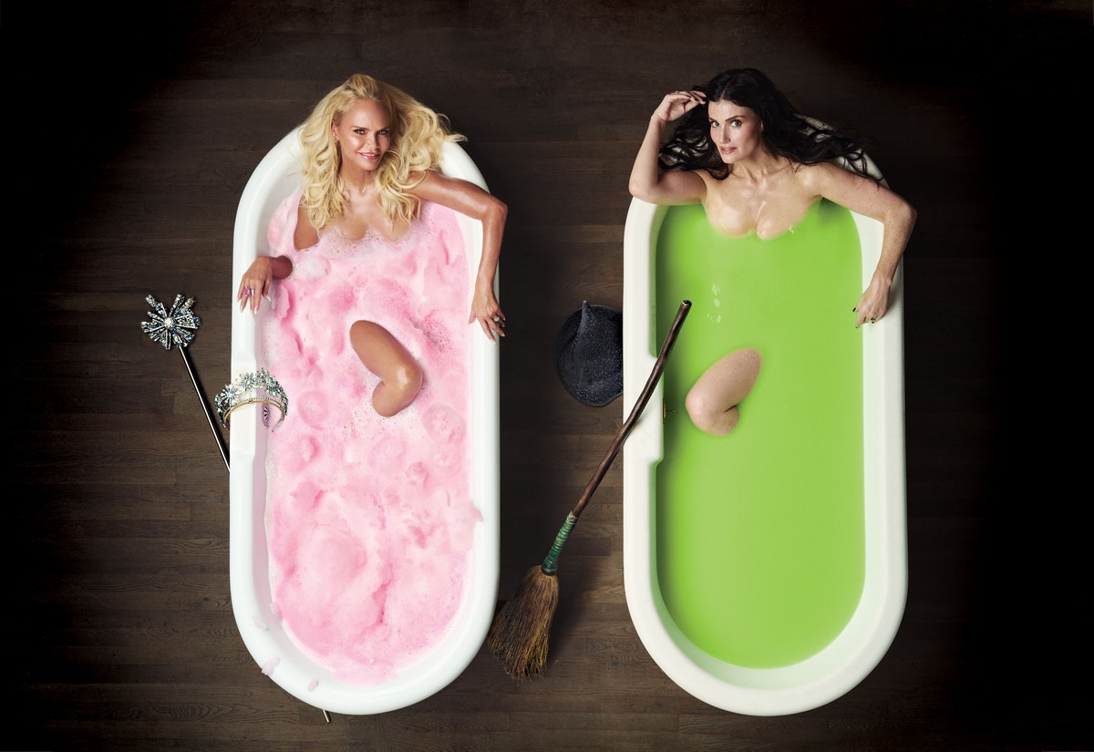 Idina Menzel And Kristin Chenoweth Reunite For Wicked s 20th